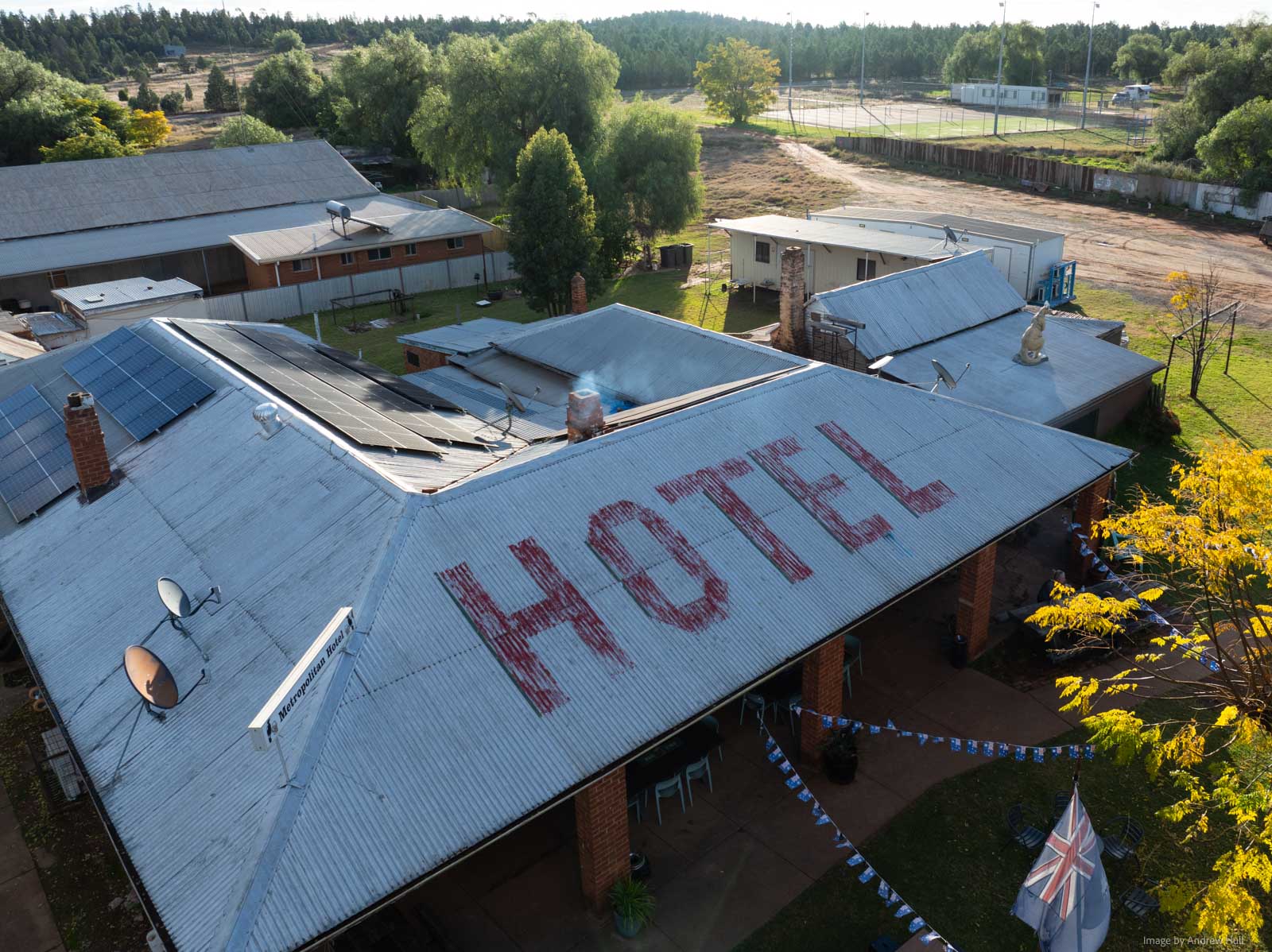 The Pub Route | Metropolitan Hotel